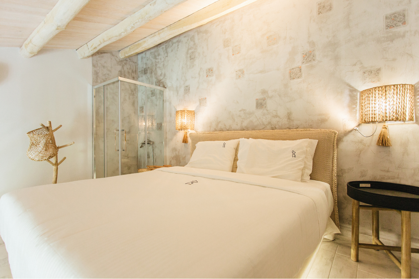 2-Level suite - Blue Carpet Luxury Suites