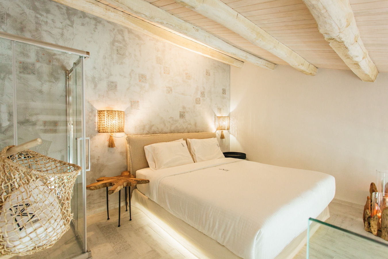 2-Level suite - Blue Carpet Luxury Suites